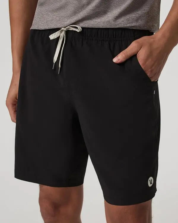 Vuori Kore 9" Short - Black
