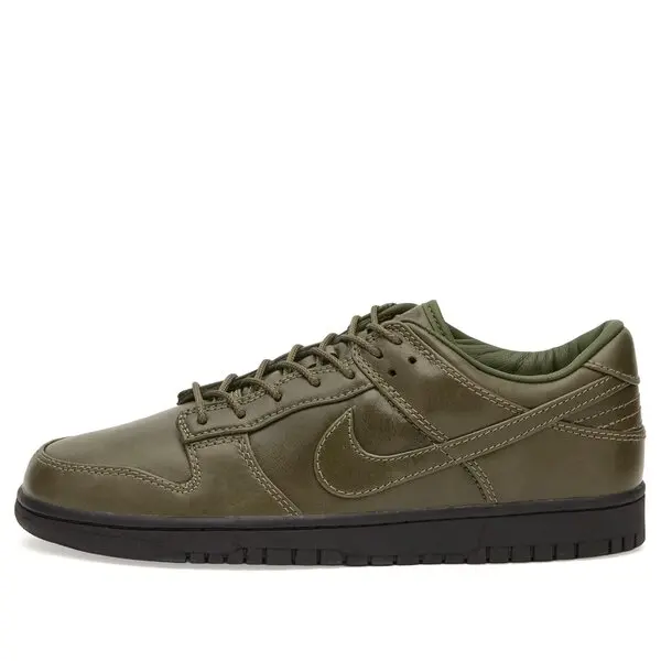 Nike Dunk Low Retro Prm Qs Sneaker