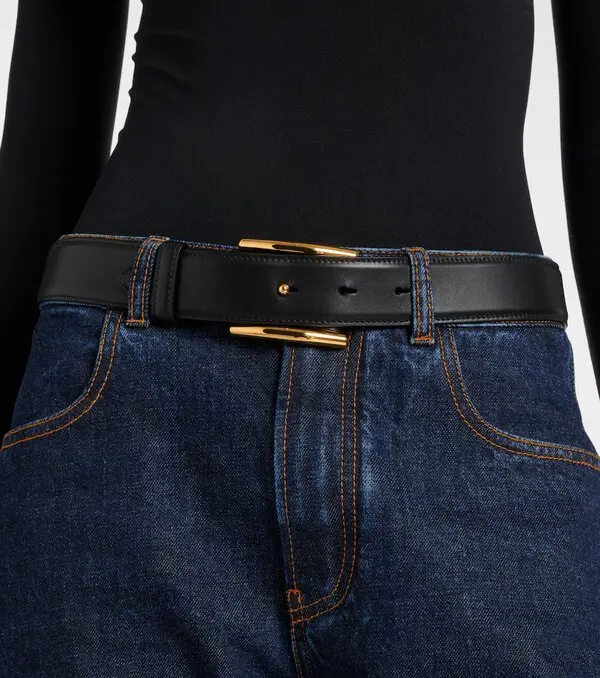 Alaïa Calf Leather Belt With Gold Tone Hardware - Black