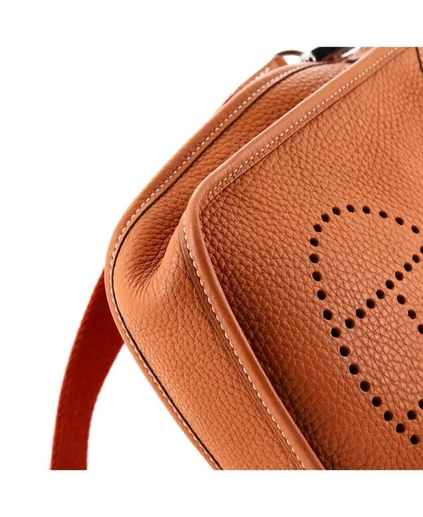 Hermès Tpm Evelyne Bag Gen Iii Clemence - Brown