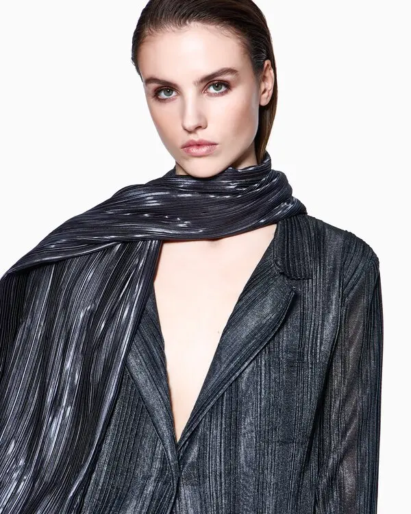 Giorgio Armani Stole In Pleated Fabric
