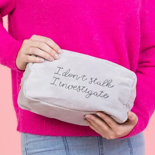 TOTALEE GIFT I Investigate Large Velvet Bag