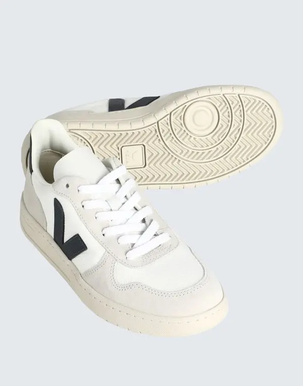 VEJA V-10 Sneakers - White