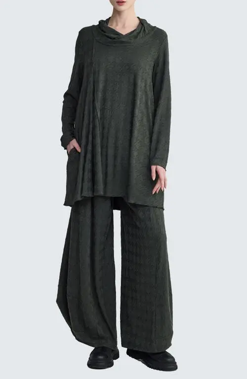 LUUKAA Sylra Pleated Tunic - Olive