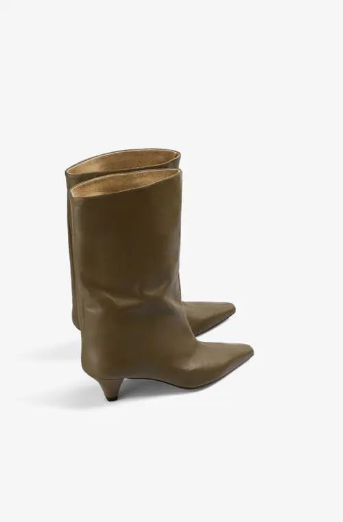 SCALPERS Leather Boots With Gathered Shaft