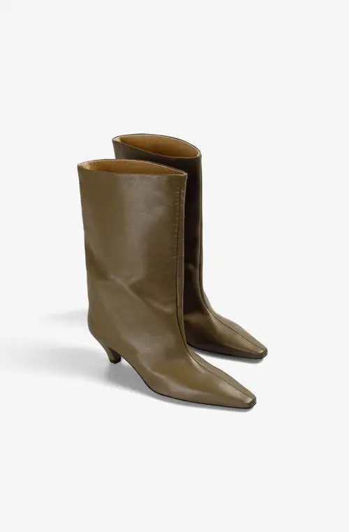 SCALPERS Leather Boots With Gathered Shaft