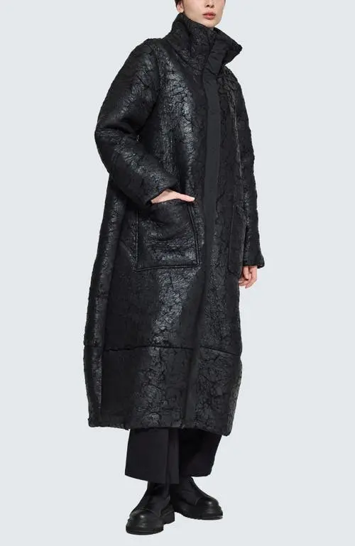 LUUKAA Fiora Voluminous Faux Fur Coat With Hand Muff - Black