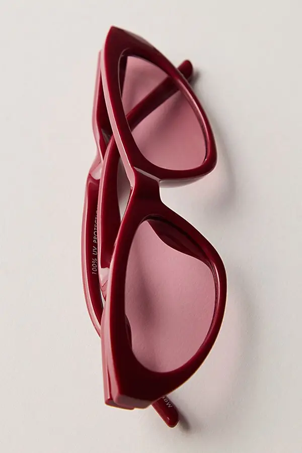Free People Penny Twist Cat Eye Sunglasses - Cranberry