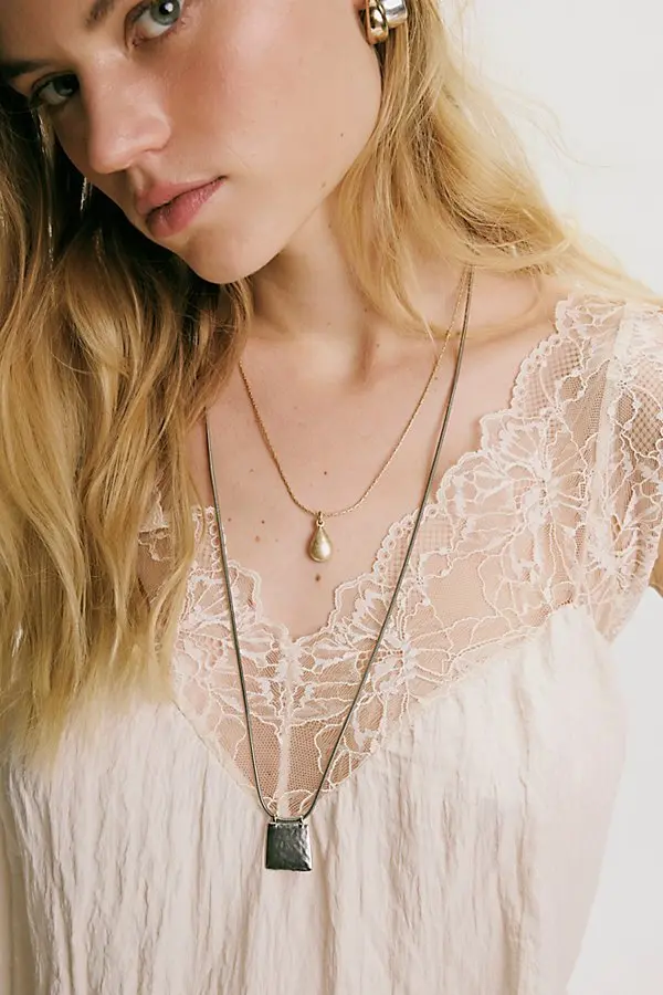 Free People Relic Pendant Layered Necklace - Mixed Metal