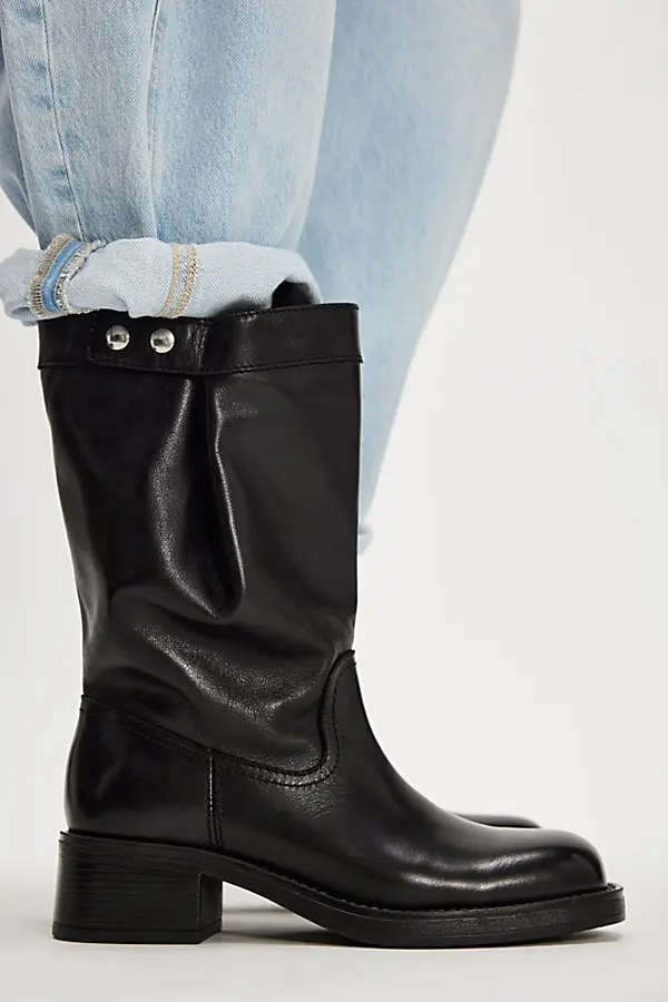 PAVEMENT Thera Slouch Boots