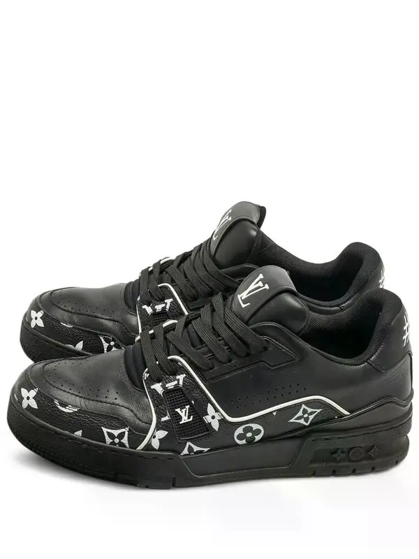 LOUIS VUITTON Leather Trainer Sneakers