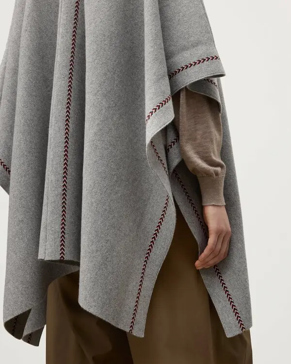 Johnstons Of Elgin Hawk Light Cashmere Poncho