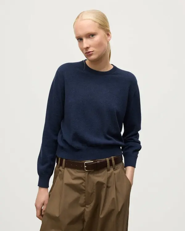Johnstons Of Elgin Lunan Classic Cashmere Crew Jumper - Navy