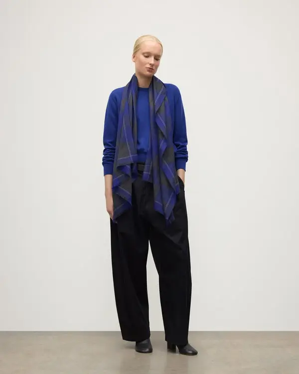 Johnstons Of Elgin Carnbee Large Gingham Cashmere Scarf - Navy