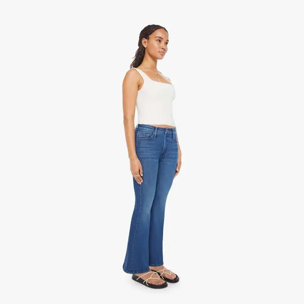 MOTHER Petites The Lil Weekender Nip It In Butt Jeans