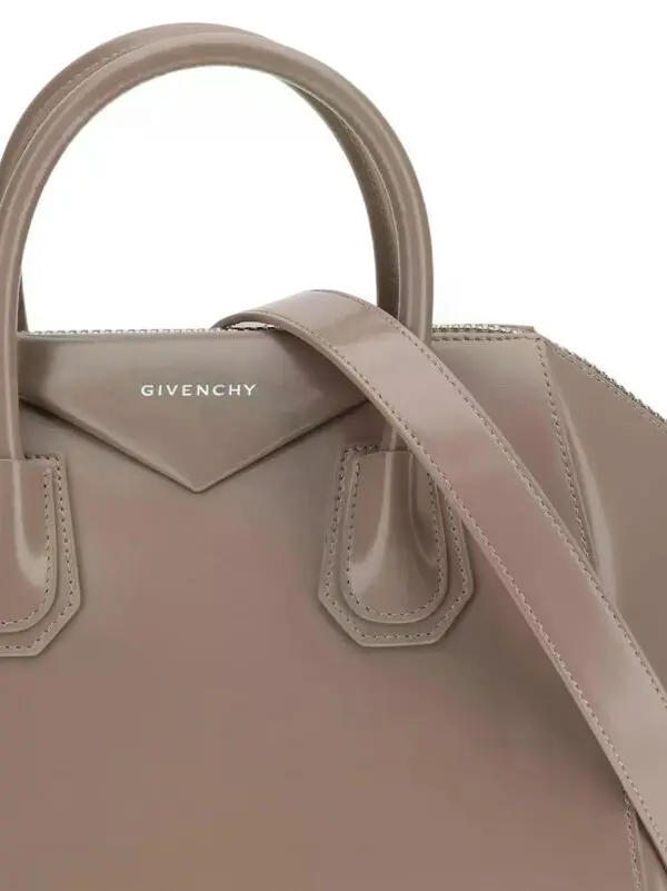 Givenchy Antigona Small Shoulder Bag - Neutrals