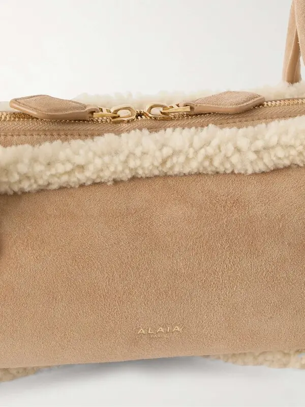 Alaïa Le Teckel Medium Shearling Shoulder Bag - Camel