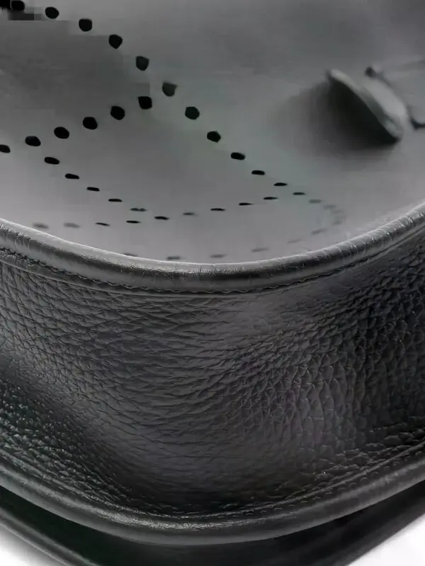 Hermès 2023 Pm Evelyne Shoulder Bag - Black