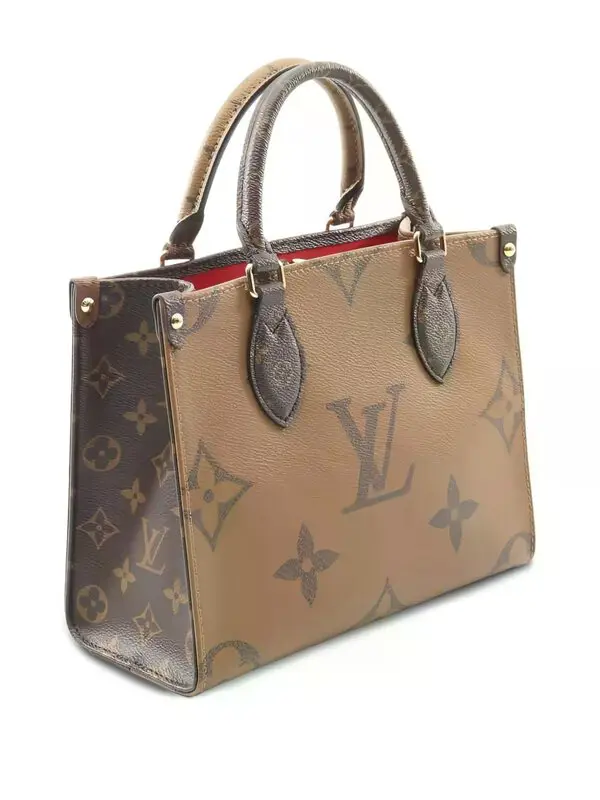 LOUIS VUITTON 2021 Onthego Pm Handbag