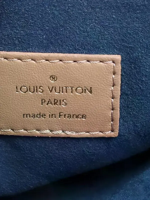 LOUIS VUITTON Pm Coussin Monogram Chain Shoulder Bag - Neutrals