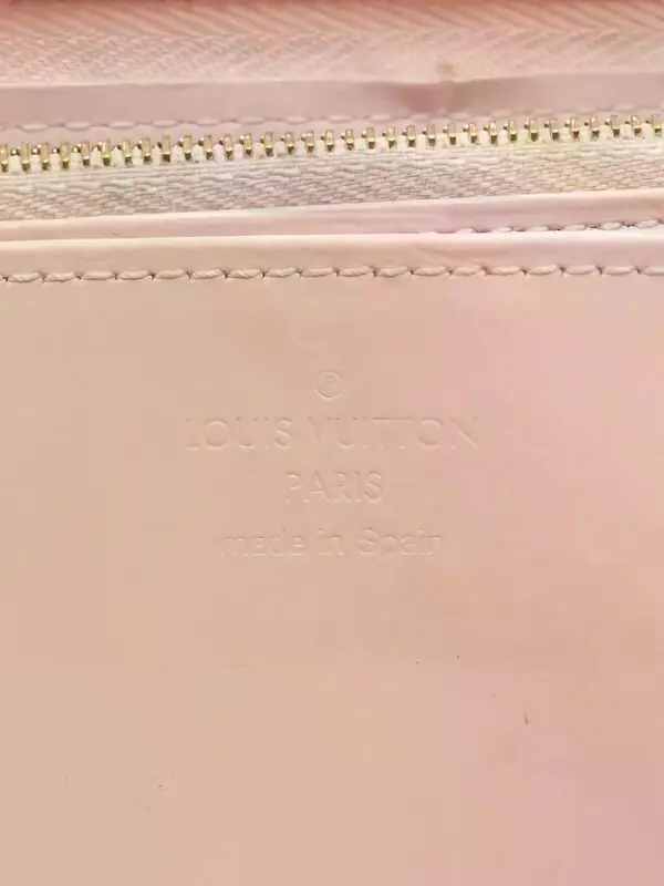 LOUIS VUITTON 2017 Monogram Zip Wallet