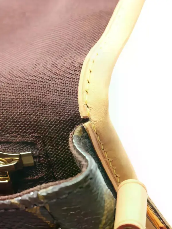 LOUIS VUITTON 2011 Menilmontant Pm Shoulder Bag