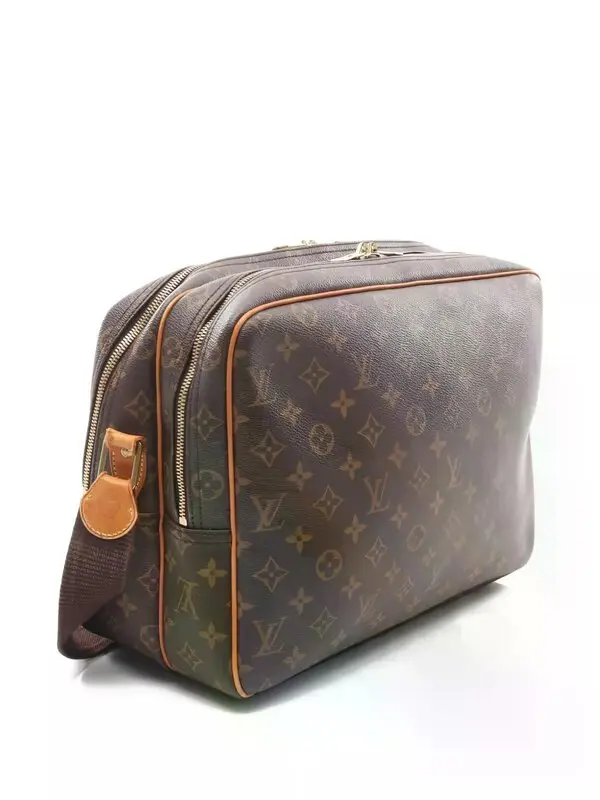 LOUIS VUITTON 2000 Monogram Reporter Shoulder Bag