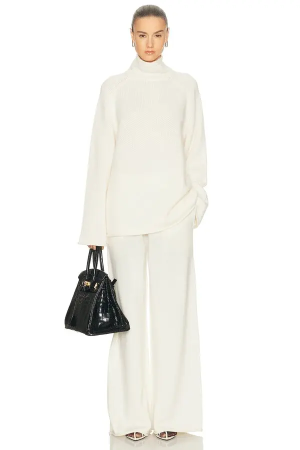 SRG Sukki Cashmere Oversized Turtleneck