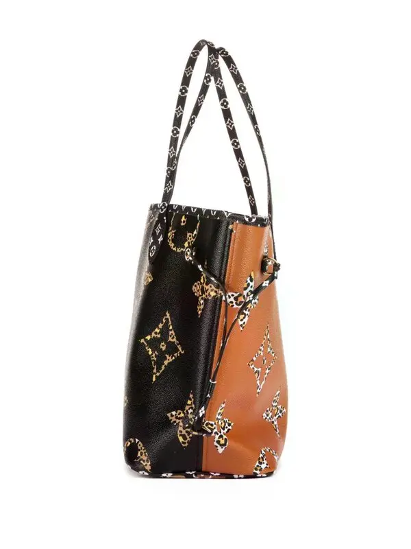LOUIS VUITTON Monogram Tote Bag - Black