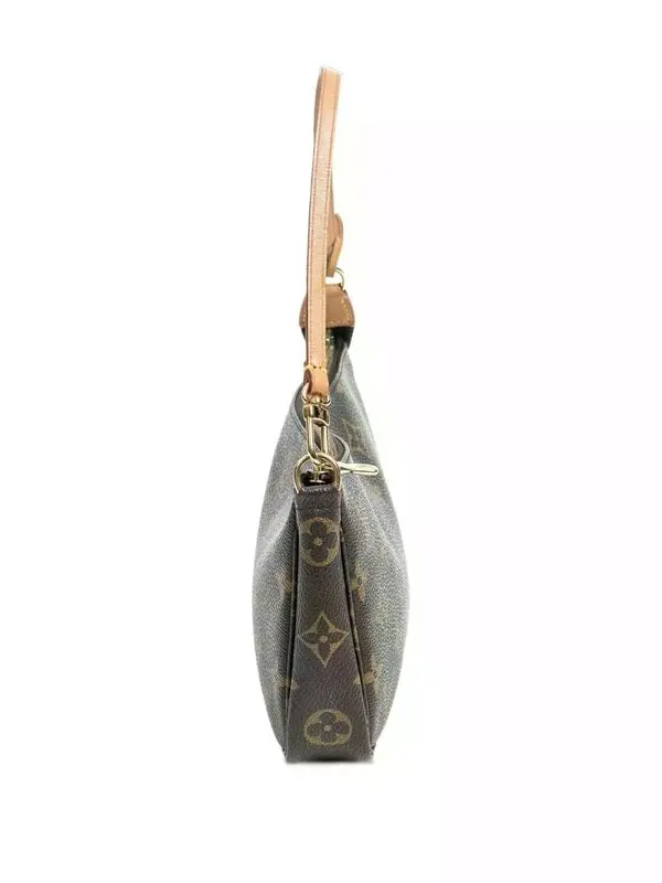 LOUIS VUITTON Monogram Shoulder Bag