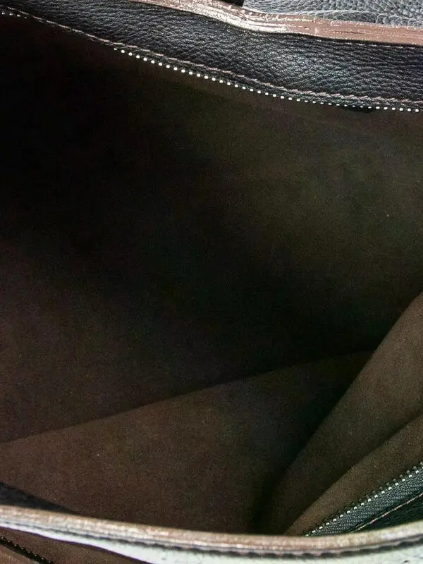 LOUIS VUITTON Leather Shoulder Bag