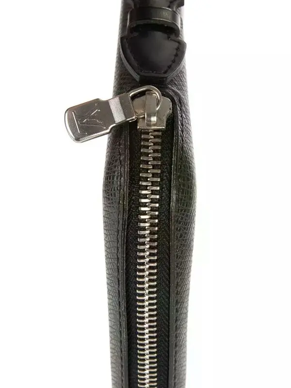 LOUIS VUITTON Zip-around Clutch