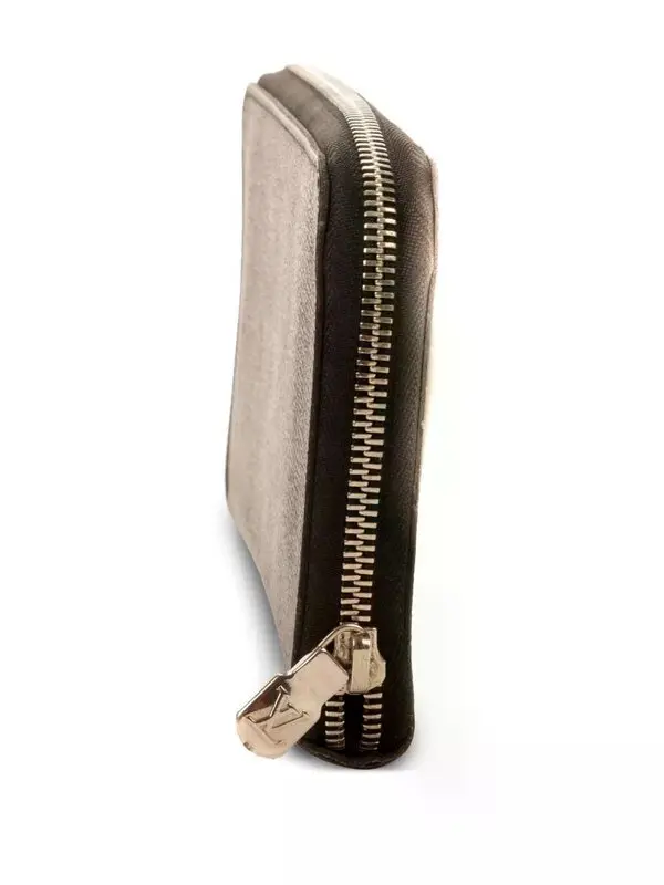 LOUIS VUITTON Zippy Wallet - Grey