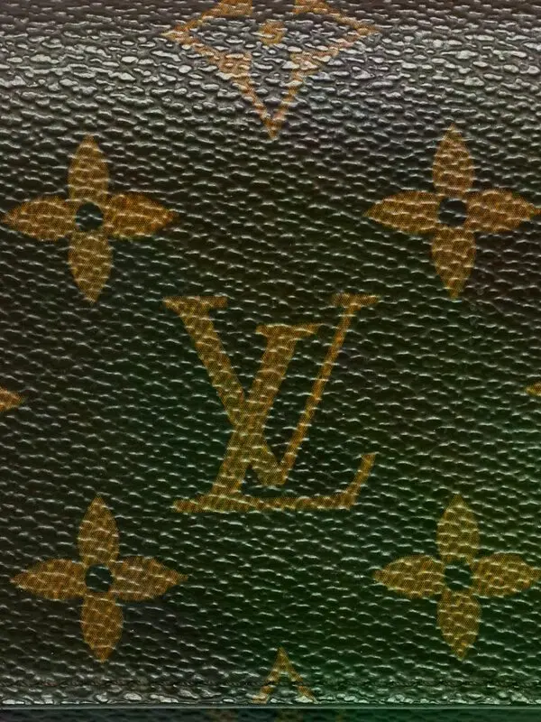 LOUIS VUITTON 2011 Monogram-pattern Leather Wallet