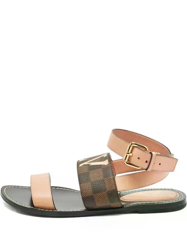 LOUIS VUITTON Flat Sandals