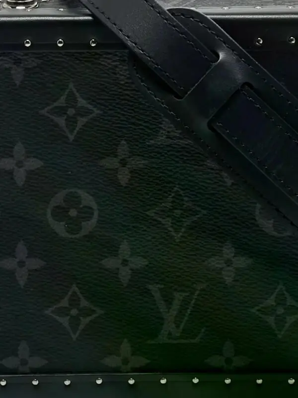 LOUIS VUITTON 2022 Monogram Eclipse Shoulder Bag