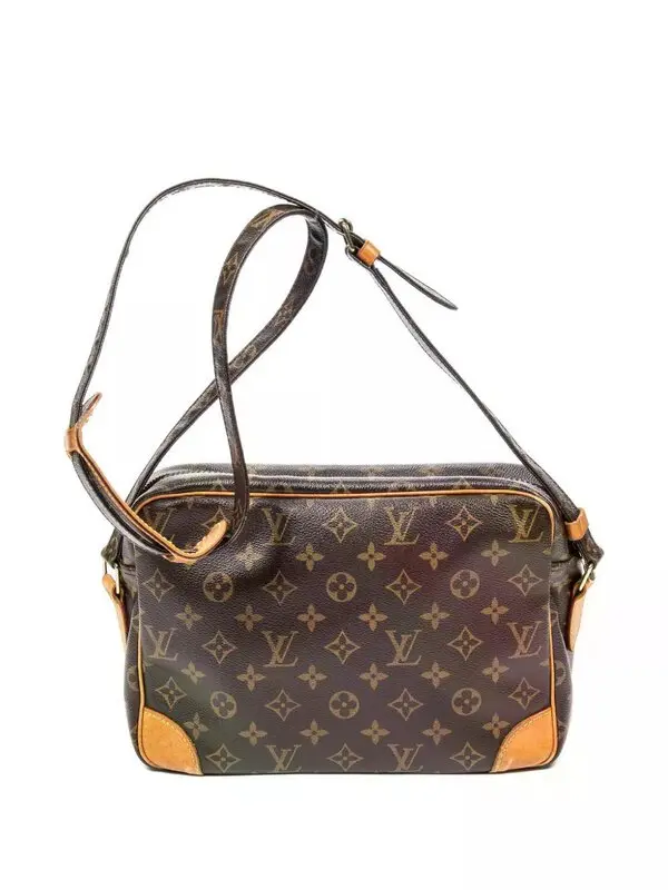 LOUIS VUITTON Monogram Crossbody Bag