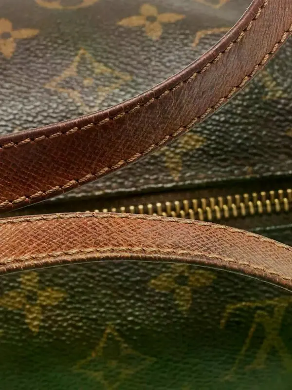LOUIS VUITTON 1998 30 Papillon Monogram Canvas Shoulder Bag
