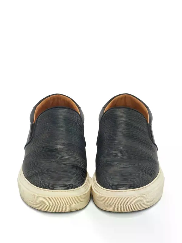 LOUIS VUITTON Textured Leather Sneakers