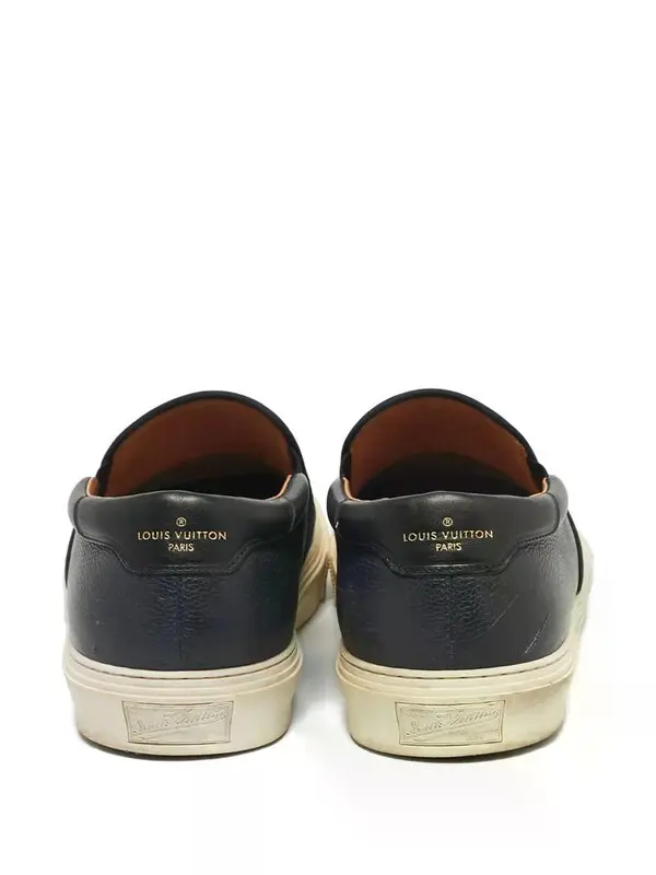 LOUIS VUITTON Textured Leather Sneakers