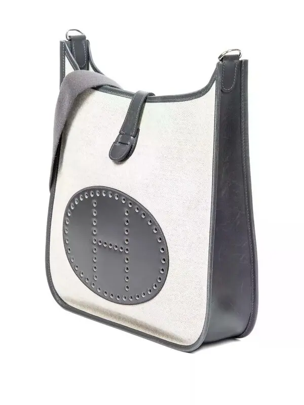 Hermès Evelyne Iii Shoulder Bag - Neutrals