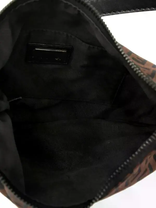 Fendi 2000-2010 Zucchino Canvas Oyster Shoulder Bag