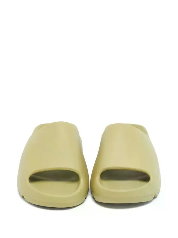 Yeezy Rubber Slides