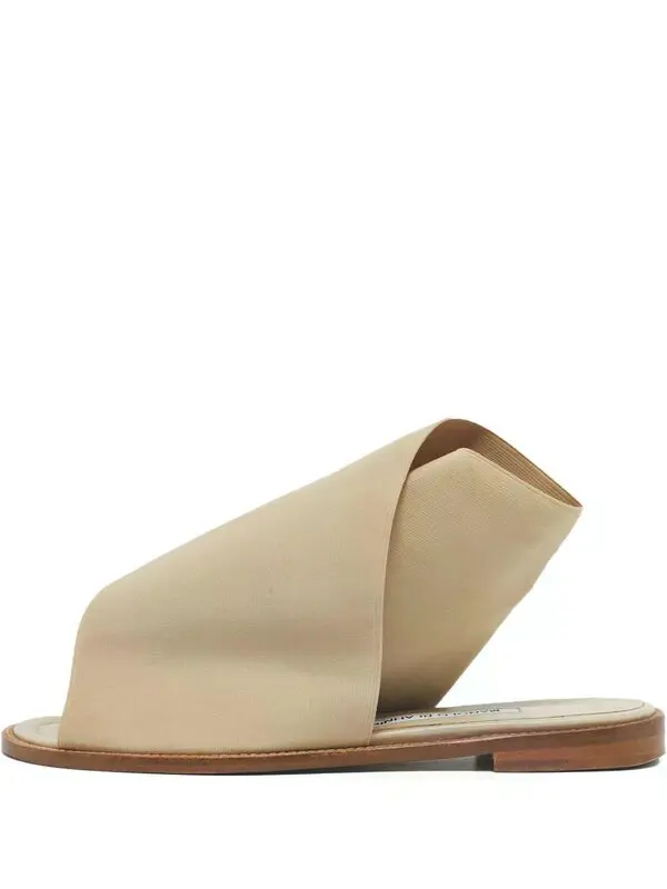 Manolo Blahnik Cream Flat Sandals