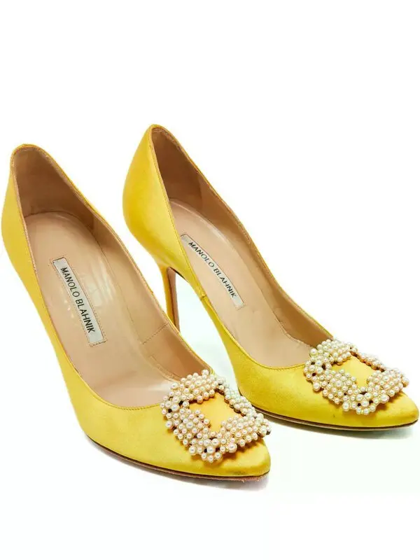 Manolo Blahnik Hangisi Satin Pumps