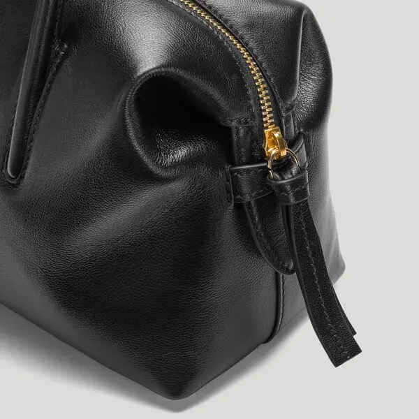 DEMELLIER The Stockholm Bag - Black Fine Grain