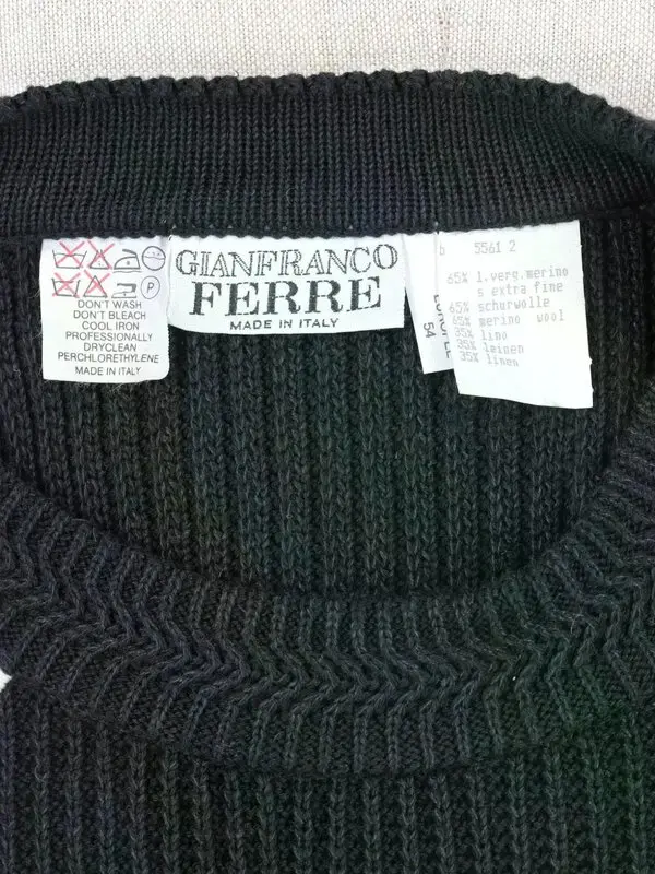 Gianfranco Ferre Ribbed Knit Printed Sweater