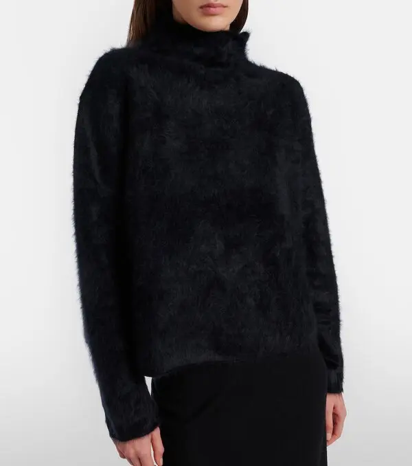 LISA YANG Ribbed Cashmere Mockneck Sweater