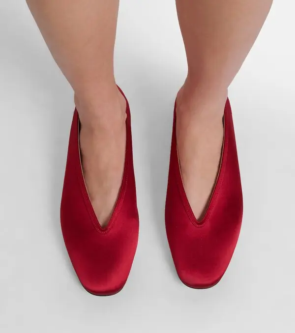 Le Monde Beryl Luna Satin Ballet Flats - Red