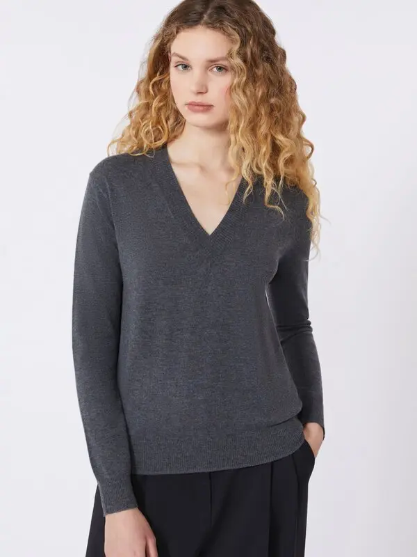 Max Mara Wool And Cashmere Sweater